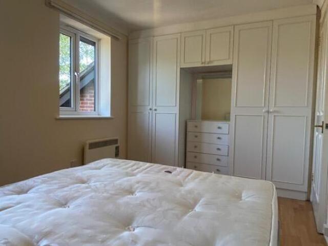 1 bedroom flat for rent in Pennyroyal Court, Reading, Berkshire, RG1