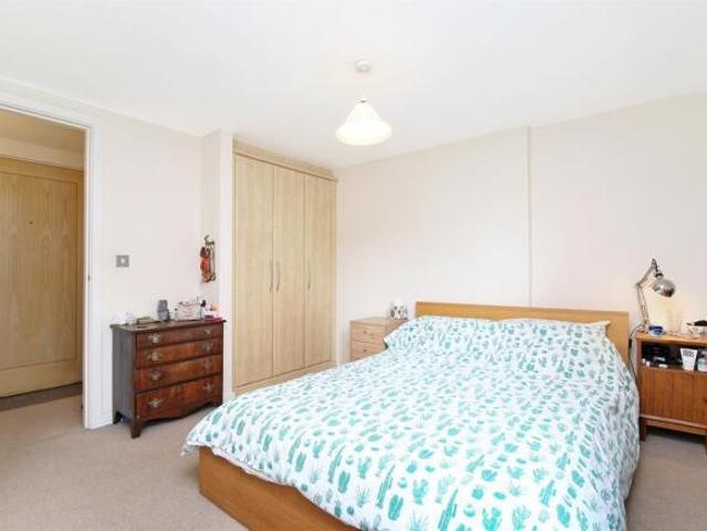 1 bedroom flat for rent in Peckham Rye, Peckham, SE15
