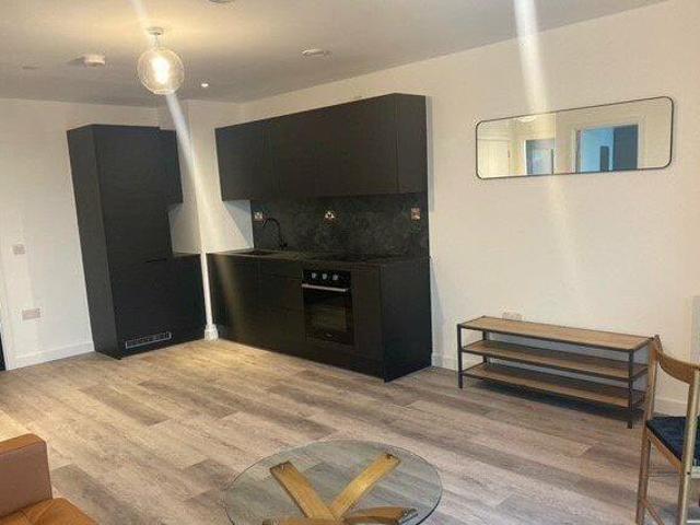 1 Bedroom Flat For Rent In Percy Street