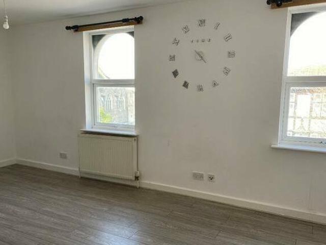 1 bedroom flat for rent in Pevensey Road Eastbourne East Sussex BN21