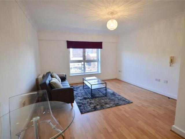 1 bedroom flat for rent in Pinsent, Millsands, Sheffield, South Yorkshire, S3