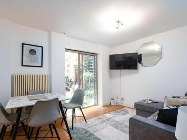 1 Bedroom Flat For Rent In Piccadilly Circus, London