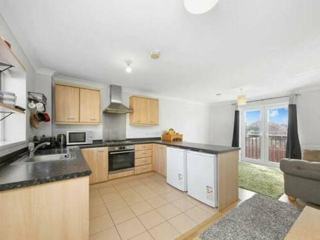1 bedroom flat for rent in Piper Way London IG1