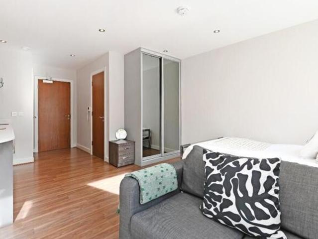 1 bedroom flat for rent in Pomona Street, Porterbrook North, S11