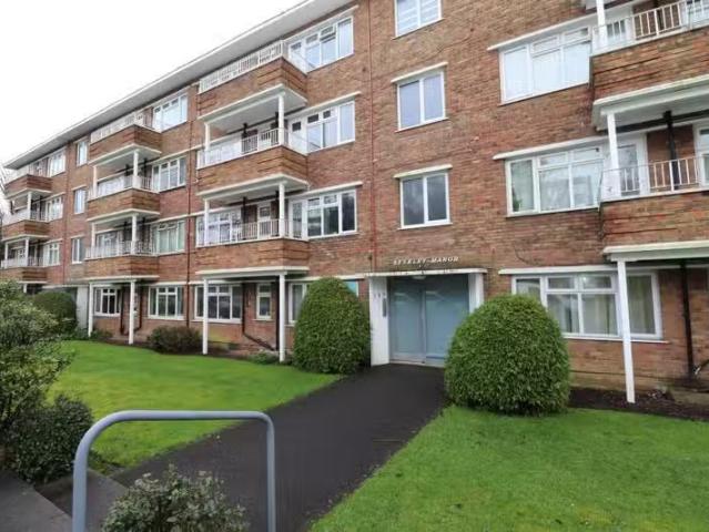 1 bedroom flat for rent in Poole Road, Branksome, BH12