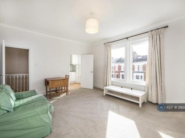 1 bedroom flat for rent in Poplar Grove, London, W6