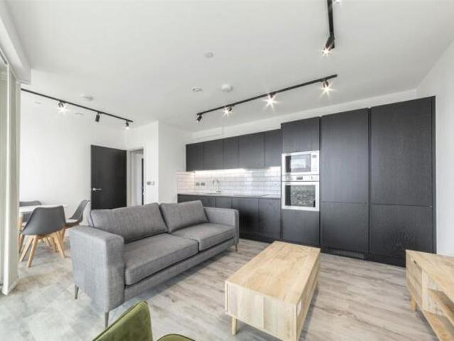 1 bedroom flat for rent in Portal Way, North Acton, W3
