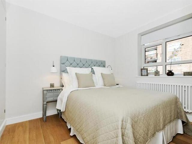 1 bedroom flat for rent in Portobello Road, W11