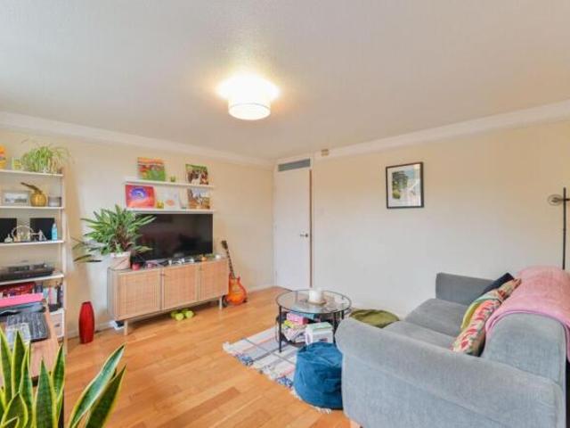 1 bedroom flat for rent in Plover House, Brixton Road, Oval, London, SW9