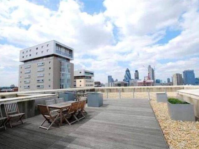 1 bedroom flat for rent in Plumbers Row, Aldgate, London, E1