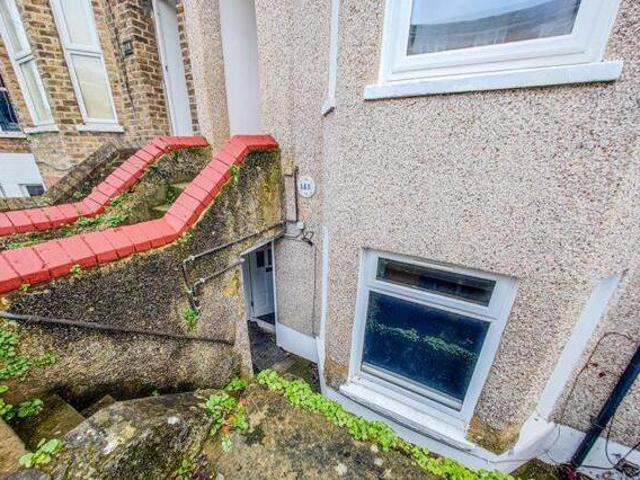 1 Bedroom Flat For Rent In Plumstead