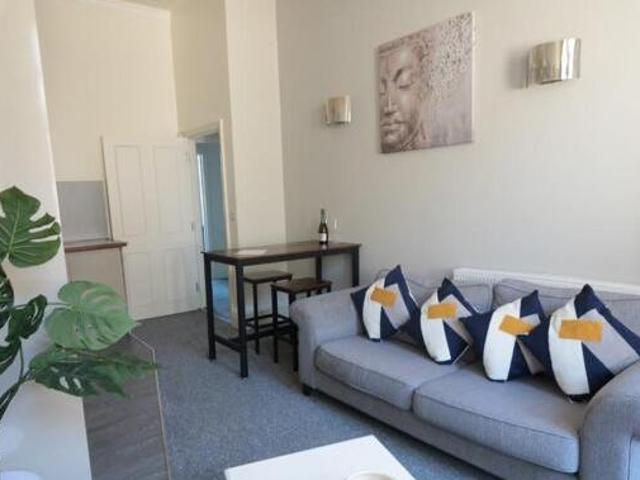 1 Bedroom Flat For Rent In Plymouth, Devon
