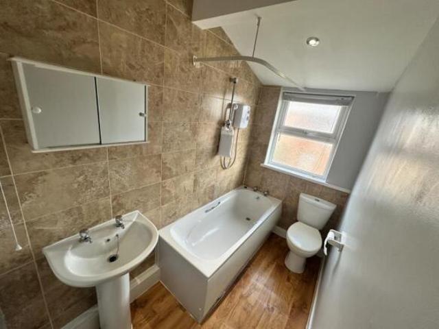 1 bedroom flat for rent in Providence Avenue, Woodhouse, Leeds, LS6