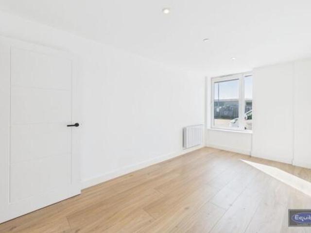 1 bedroom flat for rent in Progressive Close, Heather Court, DA14