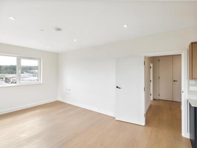 1 bedroom flat for rent in Progressive Close, Sidcup, DA14 5HP, DA14