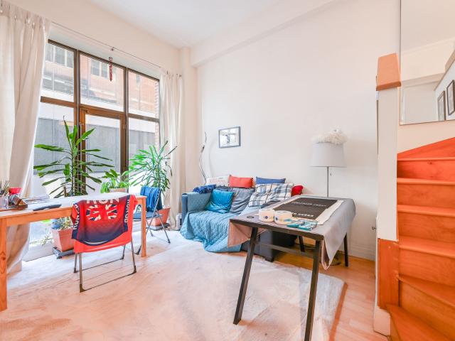 1 Bedroom Flat for Rent in Prescot Street | Foxtons