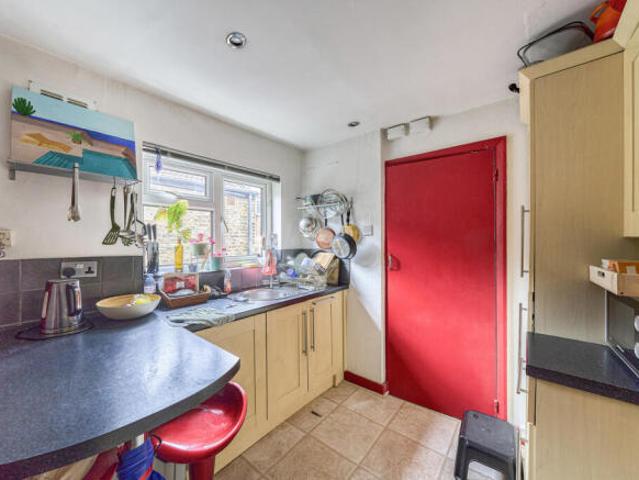 1 bedroom flat for rent in Prideaux Road, London, SW9