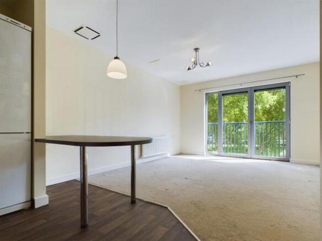 1 bedroom flat for rent in Priestley Road, Limes Park, Basingstoke, RG24