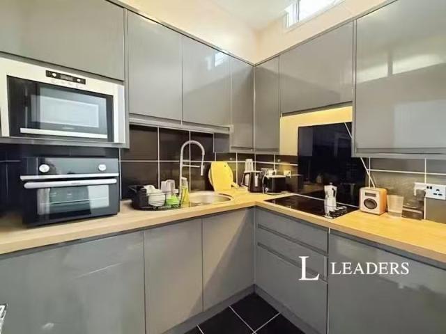 1 bedroom flat for rent in Prince Albert Street, Brighton, Eas.
