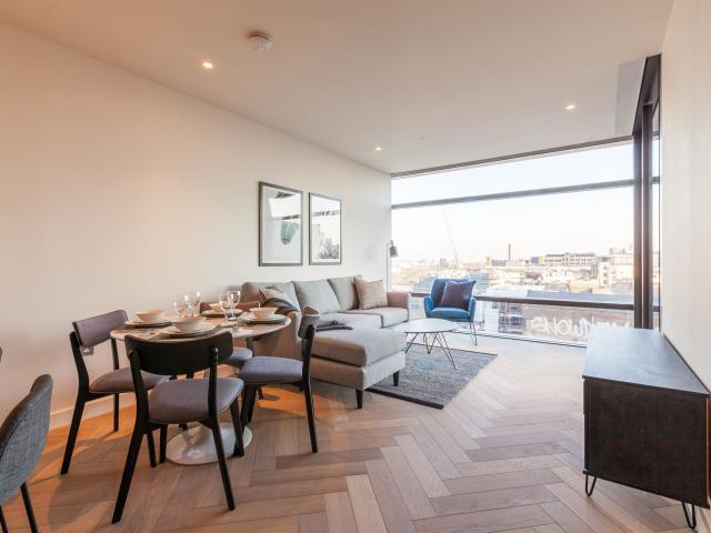 1 Bedroom Flat for Rent in Principal Tower, EC2A | Foxtons