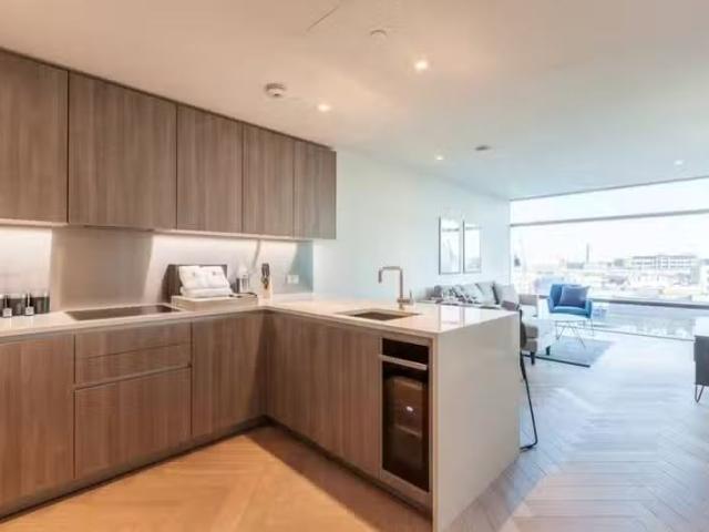 1 bedroom flat for rent in Principal Tower, EC2A, Shoreditch.