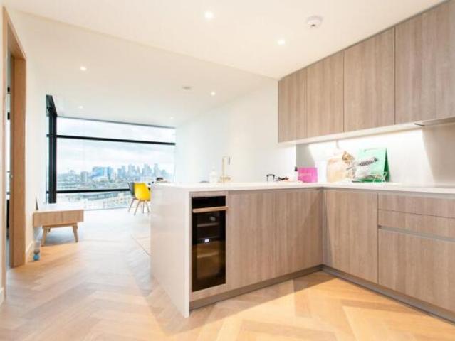 1 bedroom flat for rent in Principal Tower, Principal Place, EC2A