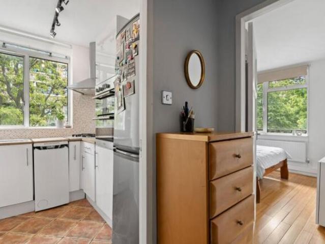1 bedroom flat for rent in Priory Green Estate, Islington, N1