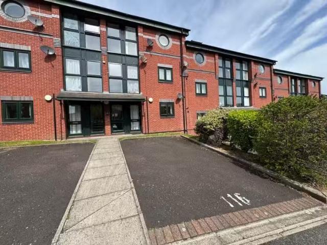 1 bedroom flat for rent in Priory Wharf, Birkenhead, CH41 5LD.