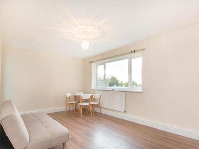 1 Bedroom Flat For Rent In Putney Heath, London