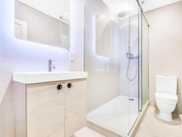 1 bedroom flat for rent in Putney High Street, London, SW15 1SU, SW15