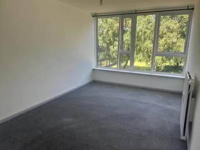 1 bedroom flat for rent in Pytchley House, Browns Green, Birmi.
