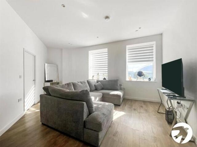 1 bedroom flat for rent in Quayside, Chatham Maritime, Chatham, Kent, ME4