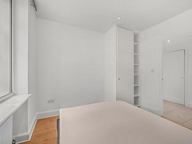 1 bedroom flat for rent in Quebec Court, 21 Seymour Street, W1H