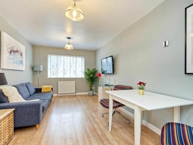 1 Bedroom Flat For Rent In Queen´s Park