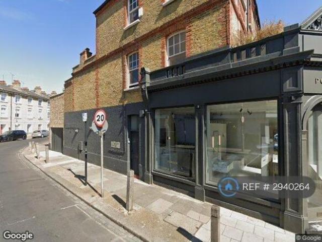 1 bedroom flat for rent in Queenstown Rd, London, SW8