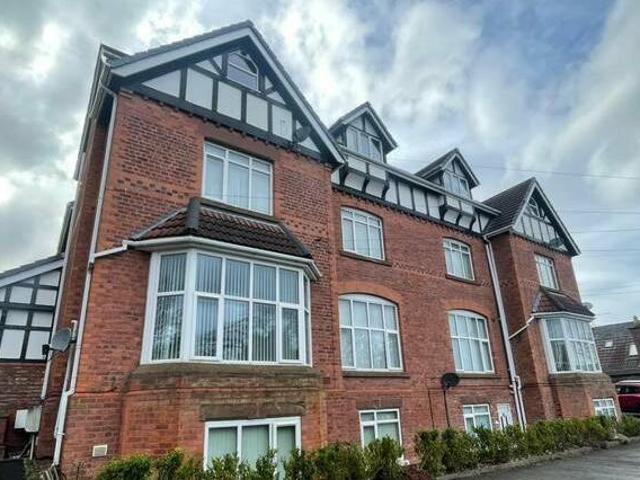 1 bedroom flat for rent in Queens Court Shrewsbury Road Oxton CH43