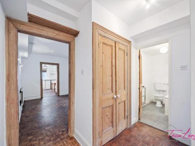 1 bedroom flat for rent in Queens Crescent, London, NW5