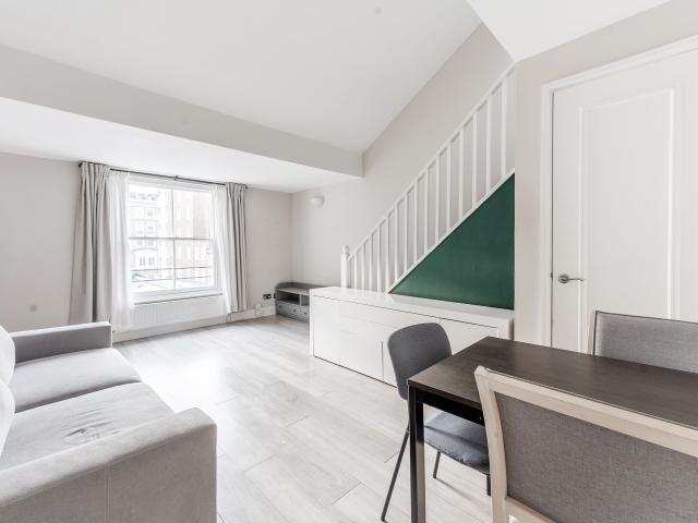 1 Bedroom Flat for Rent in Queens Gate Terrace | Foxtons