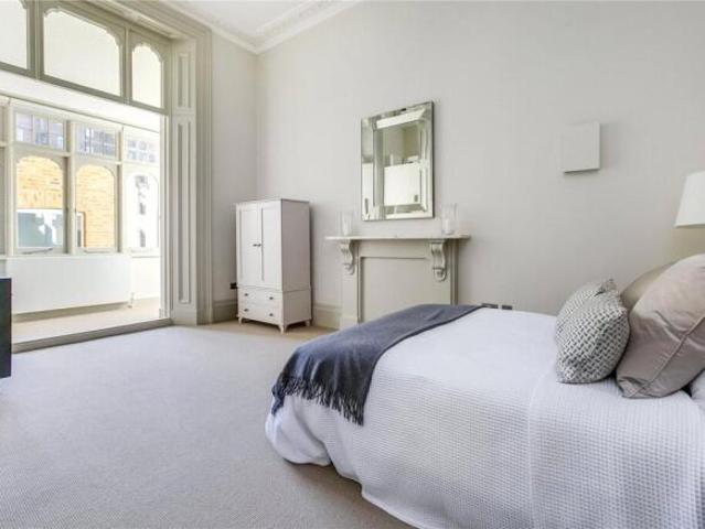 1 bedroom flat for rent in Queens Gate Terrace, South Kensington, SW7