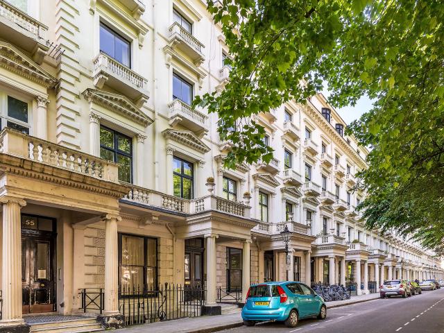 1 Bedroom Flat for Rent in Queens Gardens | Foxtons