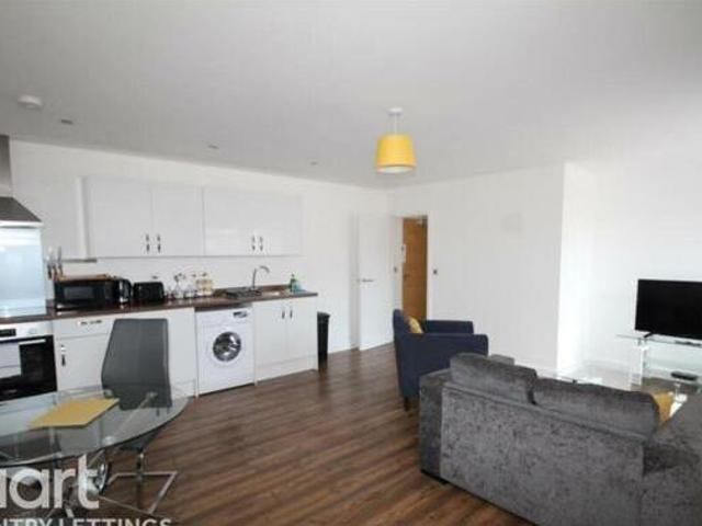 1 Bedroom Flat For Rent In Queens Road