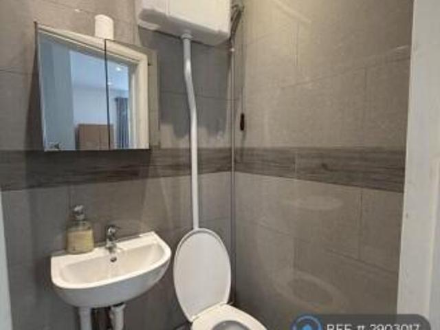 1 bedroom flat for rent in Queens Road, Brighton, BN1