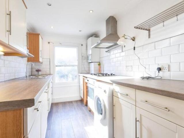 1 bedroom flat for rent in Queens Road, New Cross, London, SE14