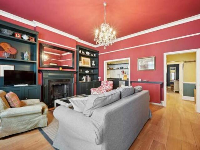 1 bedroom flat for rent in Queensberry Place, South Kensington, SW7