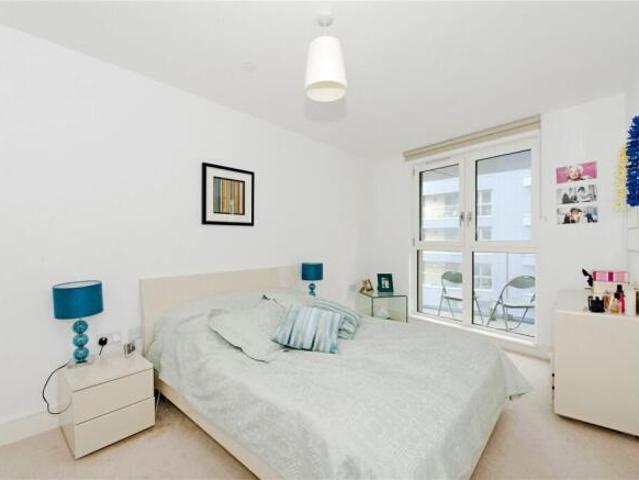 1 bedroom flat for rent in Queensland Road, Holloway, N7