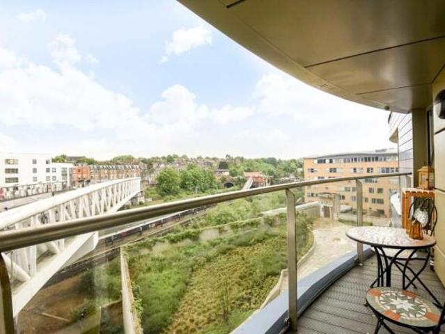 1 bedroom flat for rent in Queensland Road, Islington, N7