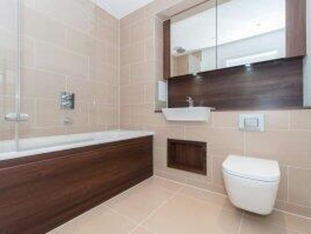 1 bedroom flat for rent in Queensland Road, Islington, London, N7