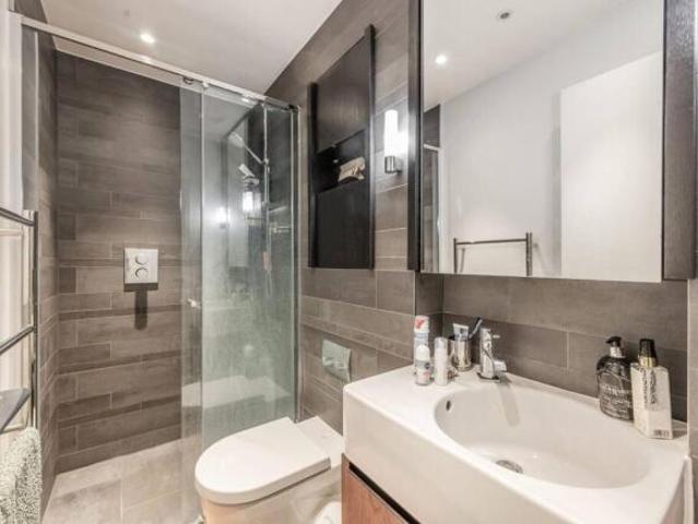 1 bedroom flat for rent in Radnor Walk, Chelsea, London, SW3