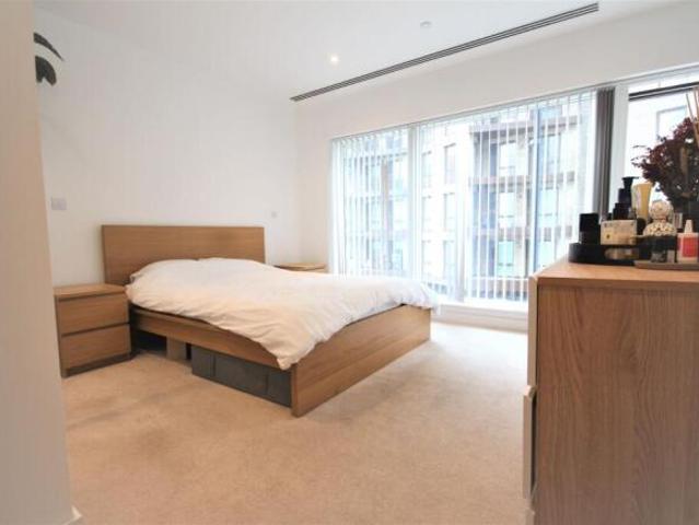 1 bedroom flat for rent in Rainier Apartments, Cherry Orchard Road, Croydon, CR0
