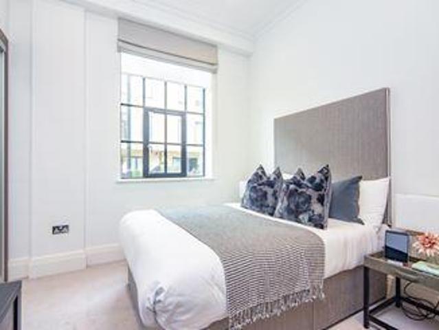 1 bedroom flat for rent in Rainville Road, W6
